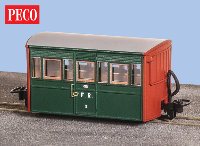 Peco FR Bug Box No.3 Col Stephens Green Livery - GR-557A – Bure Valley ...
